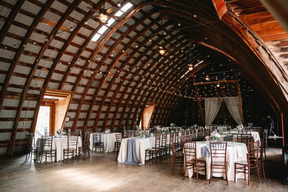 The Hayloft on the Arch Wedding Guide | Tom Studios