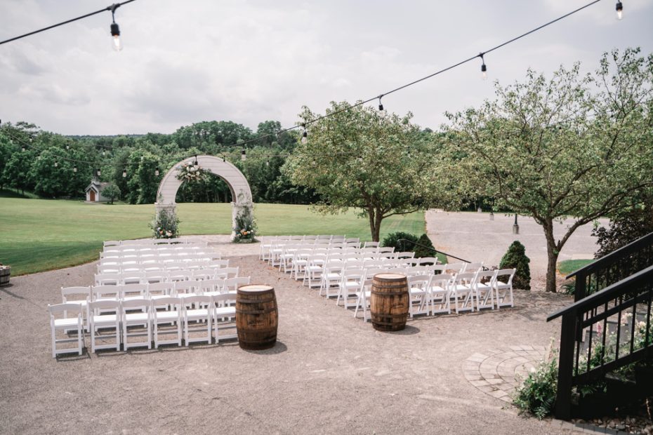 The Hayloft on the Arch Wedding Guide | Tom Studios